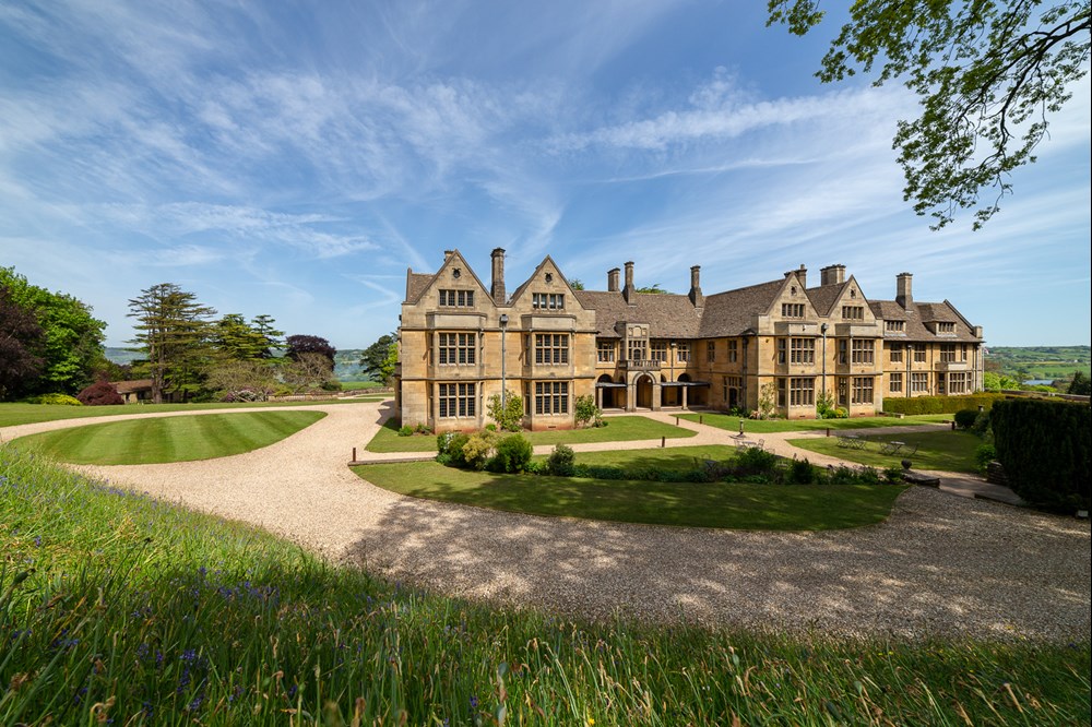 Coombe Lodge - Celebration Roadshow